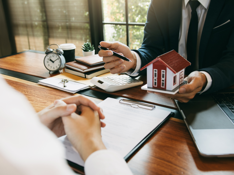 Negotiating Real Estate Deals: Strategies for buyers and sellers